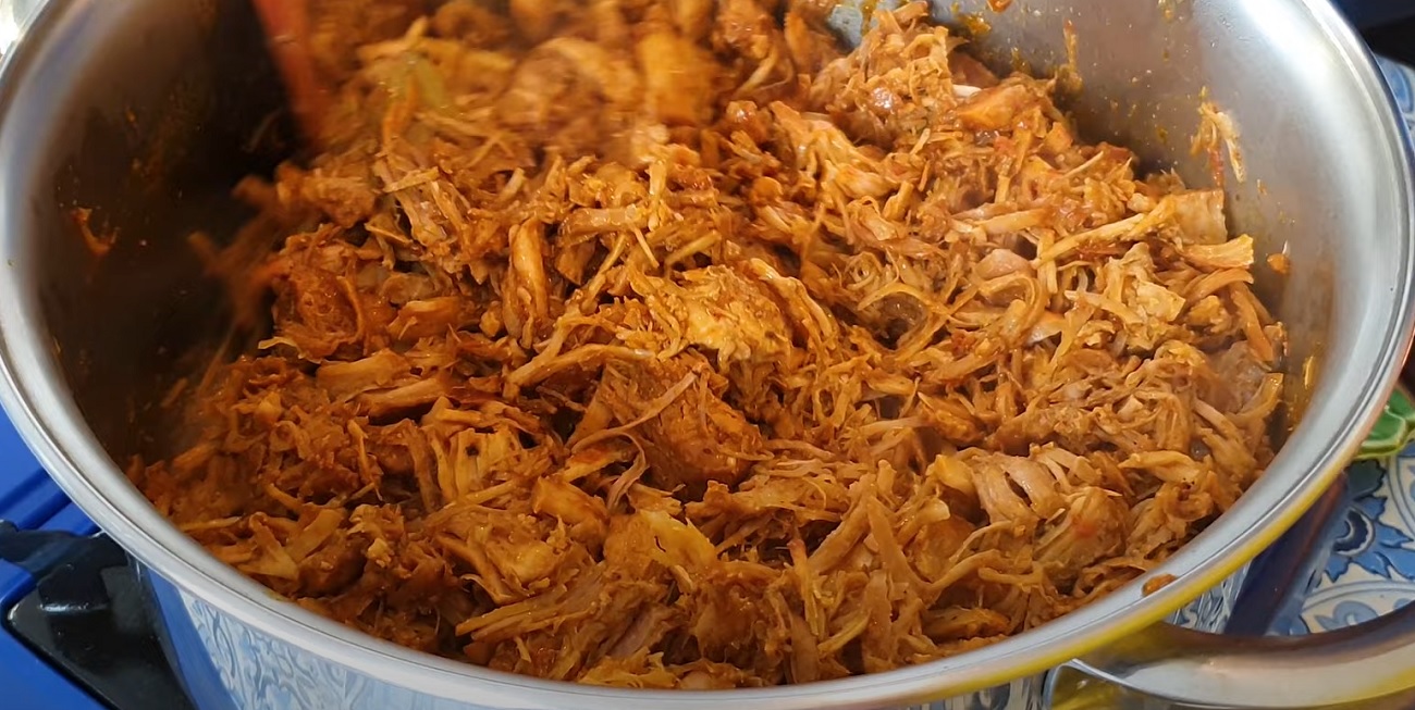 Aprenda Métodos Eficientes para Desfiar Pernil Cozido Facilmente