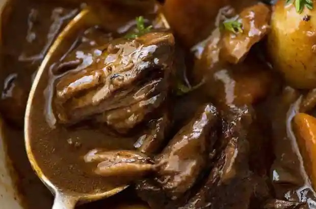 Ensopado de Carne - Receita de Vovó