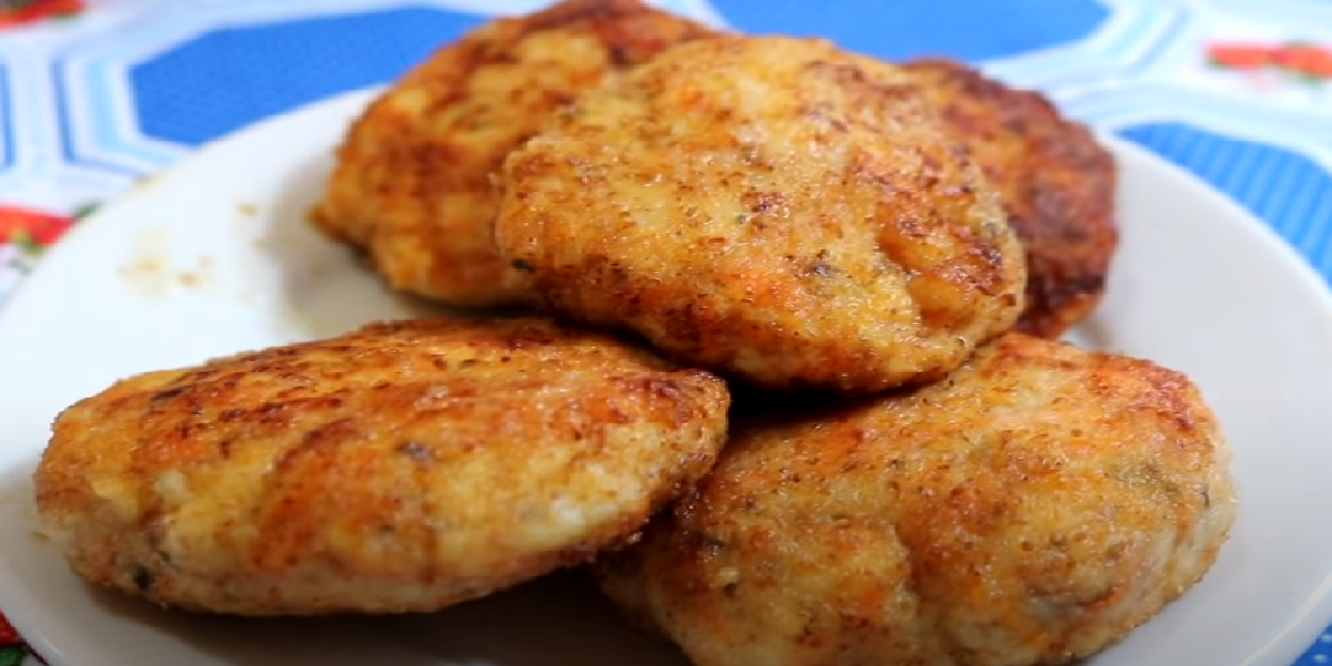 Receita de Hambúrguer de frango caseiro assado - Receita de Vovó