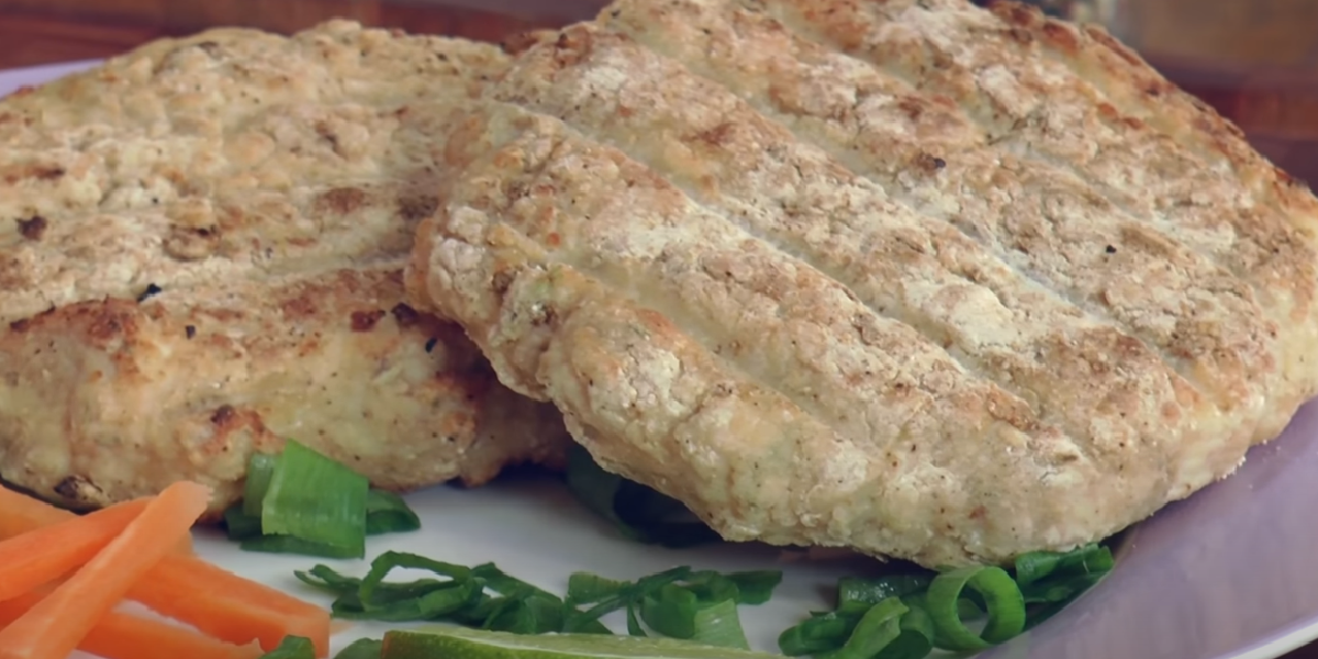 Receita de Hambúrguer de frango caseiro - Receita de Vovó