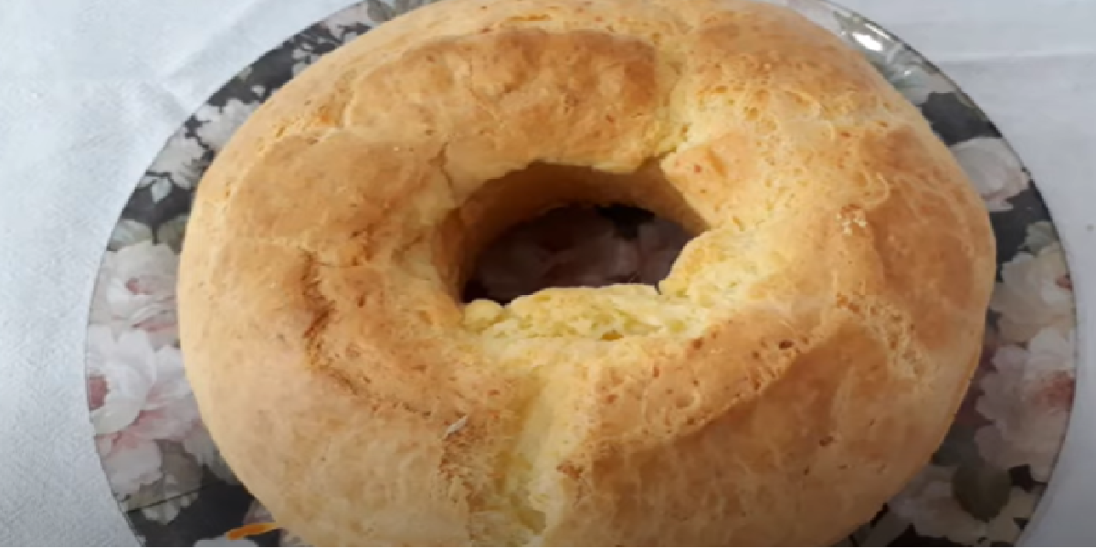 Receita de Bolo de polvilho doce com queijo - Receita de Vovó
