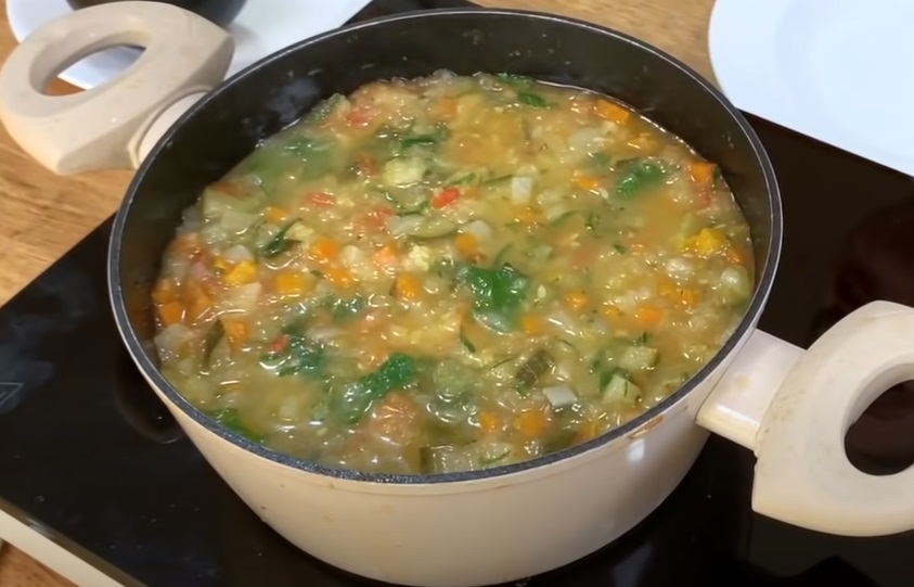 "Sopa simples e reconfortante: experimente nossa receita fácil para ...