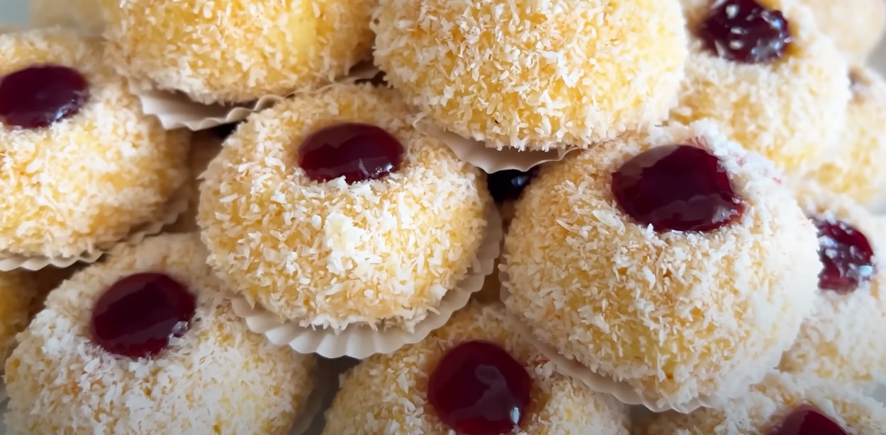 Broa de Milho com Coco: aprenda a fazer essa deliciosa receita!