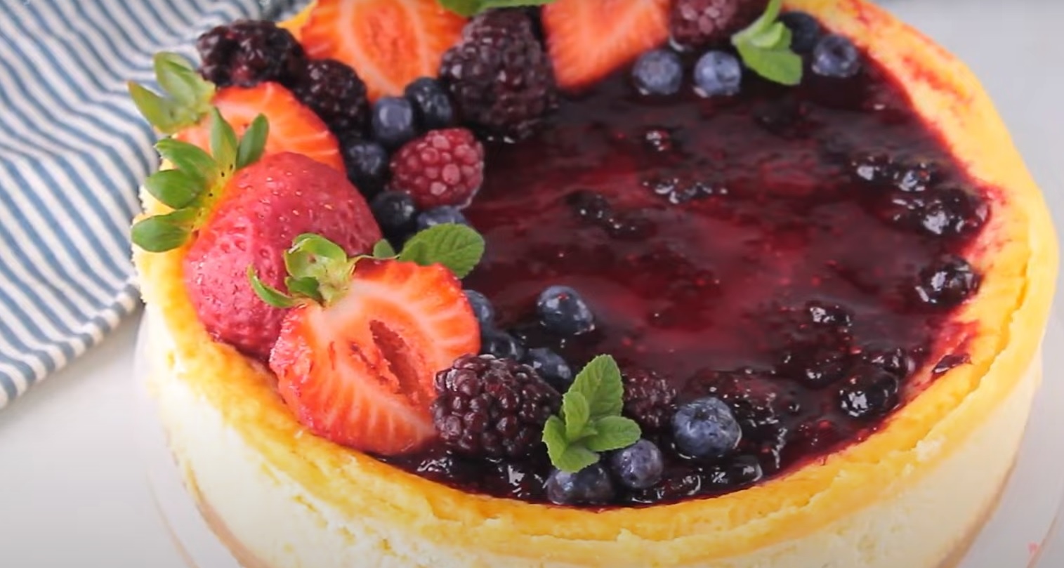 Cheesecake de Frutas Vermelhas: O Doce Cremoso