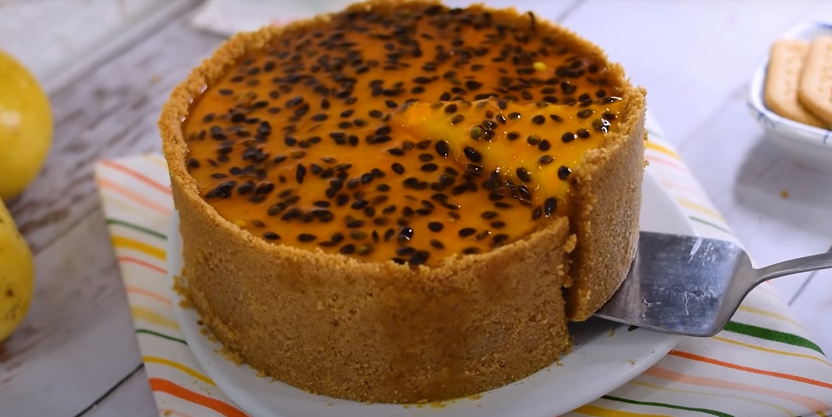 "Torta Mousse de Maracujá Fácil"