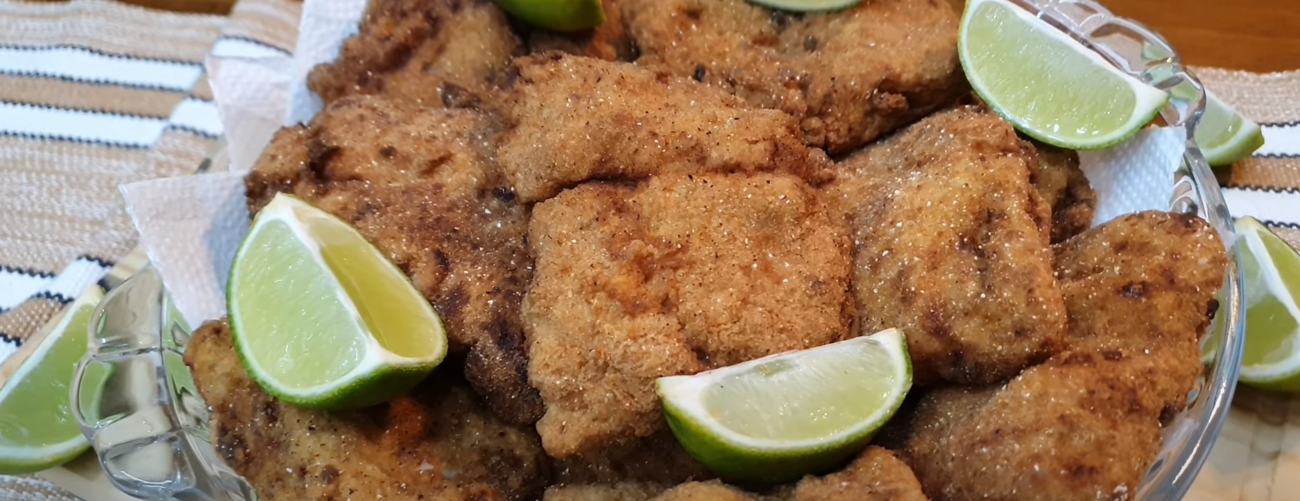 Peixe de frango empanado