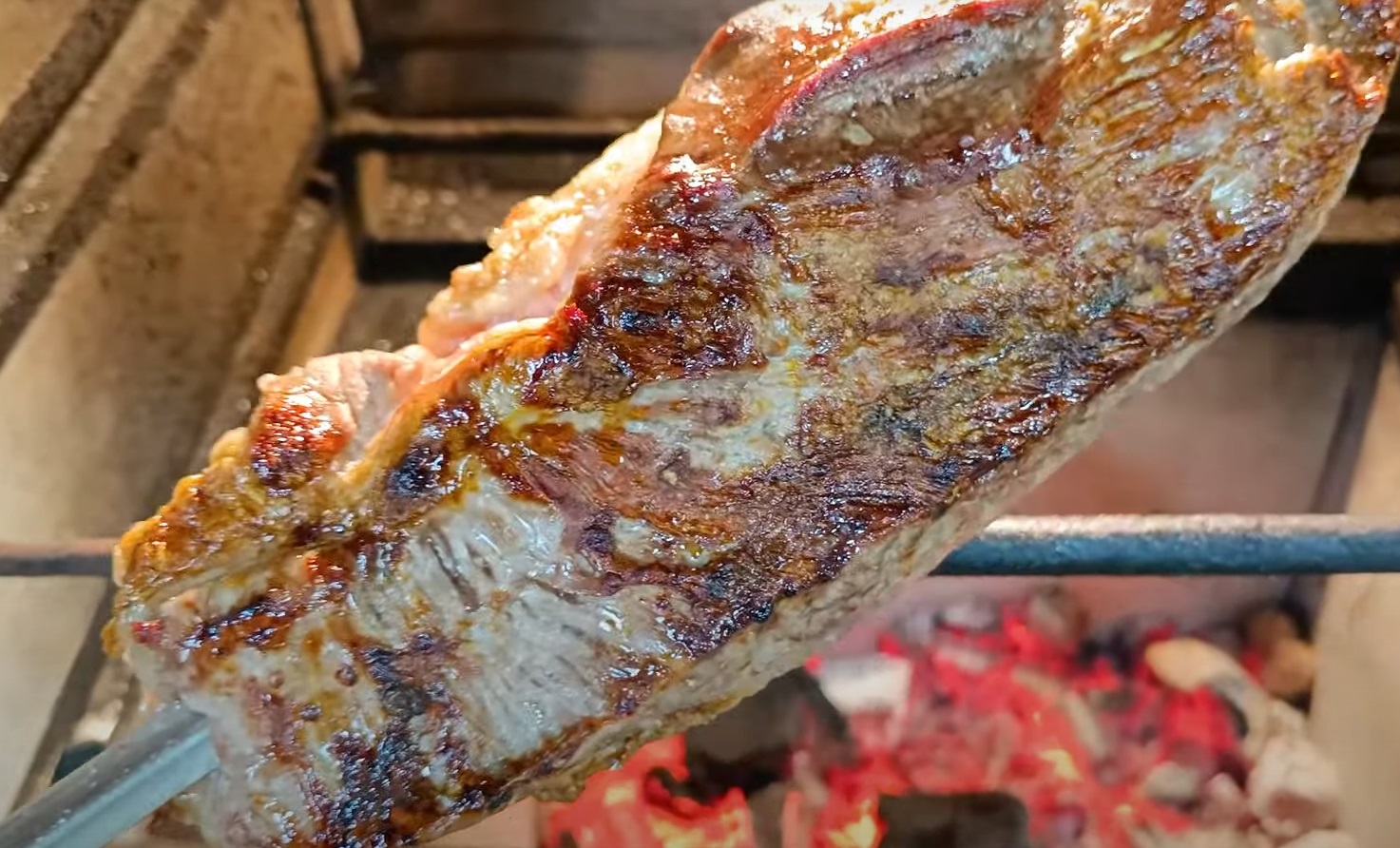 Contra filé no espeto: receita simples e saborosa